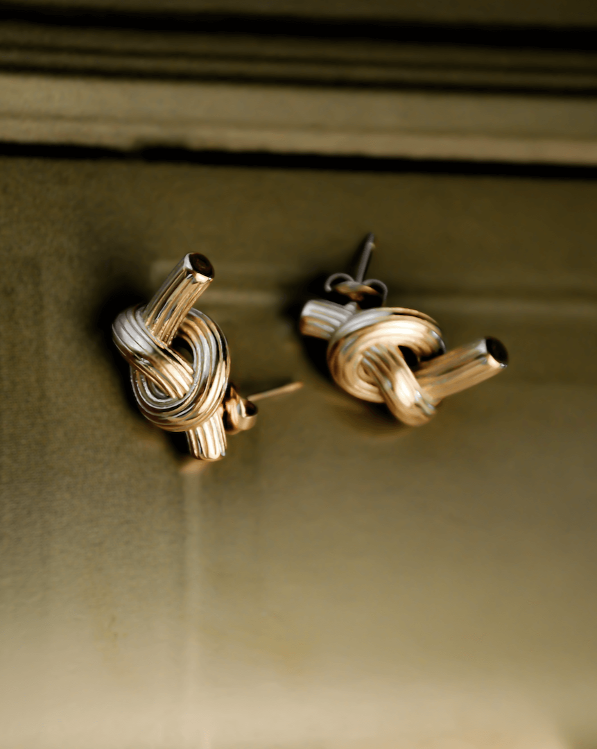 Kali Vintage Studs – A’EL ESTE