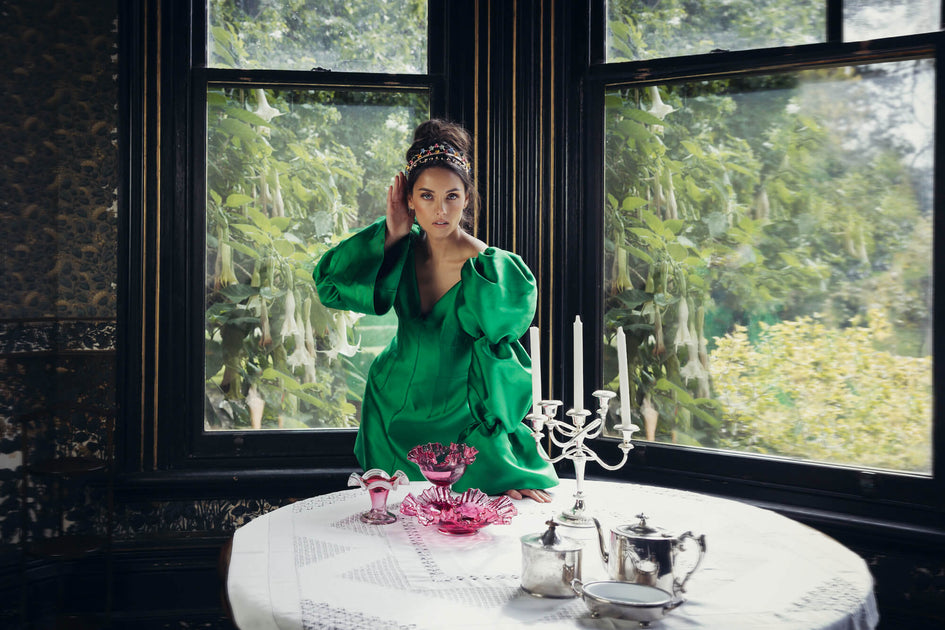 Earring Landing Page – A’EL ESTE